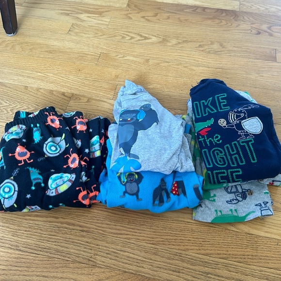 Carter's | Pajamas | Carters 2 Pairs Of Kids Pyjamas Size 8 Plus Extra ...